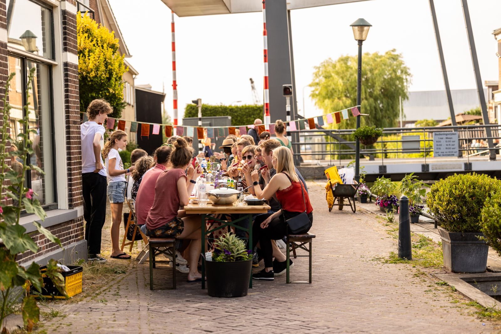 Fryslân Bloeit: als dorpen samenwerken aan een toekomstbestendige mienskip | Blue Zone Festival ...